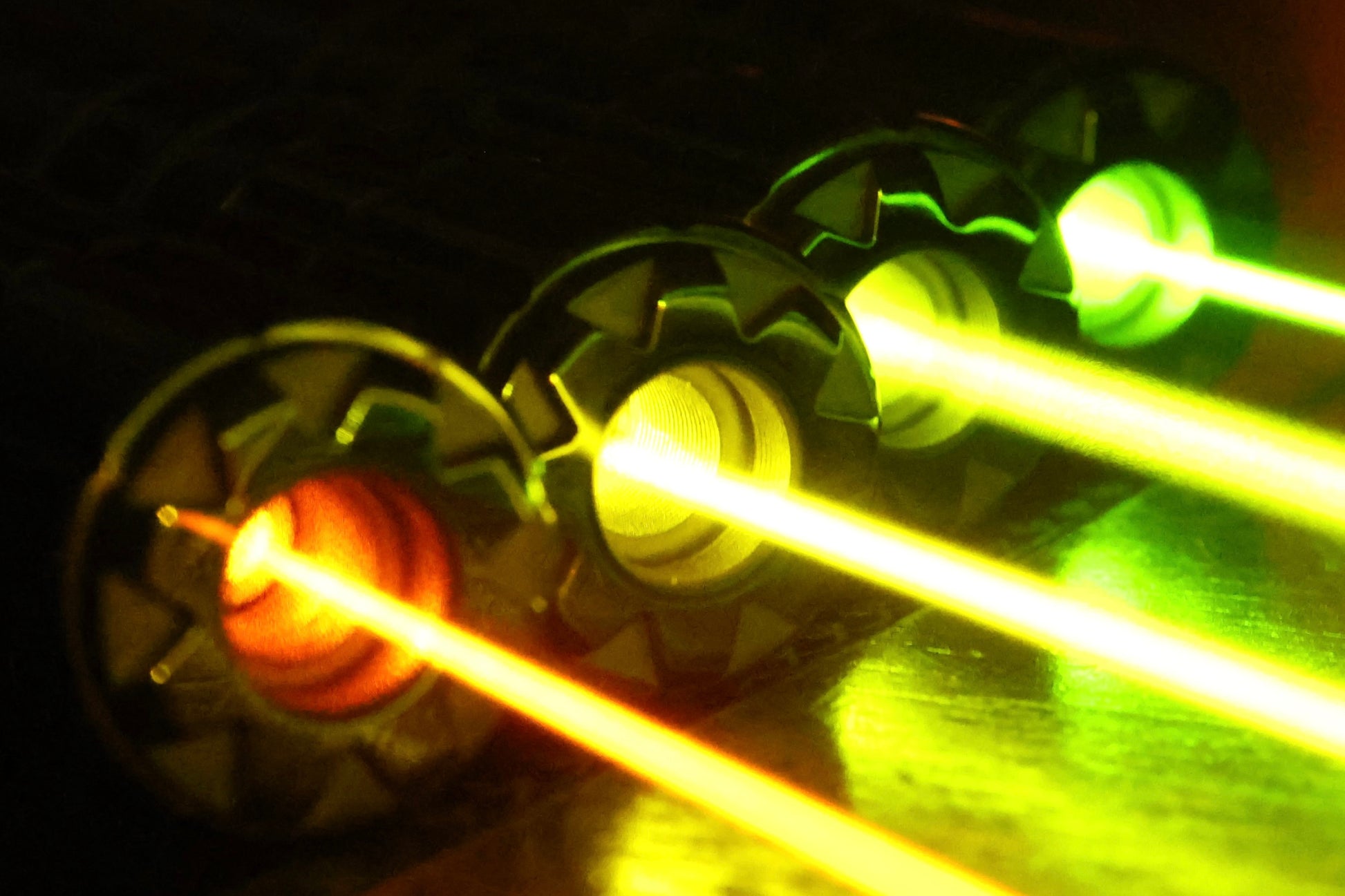 "Valkyrie" 567nm Laser Pointer, Unripe Yellow (Tinker Tavern) – Tinker ...