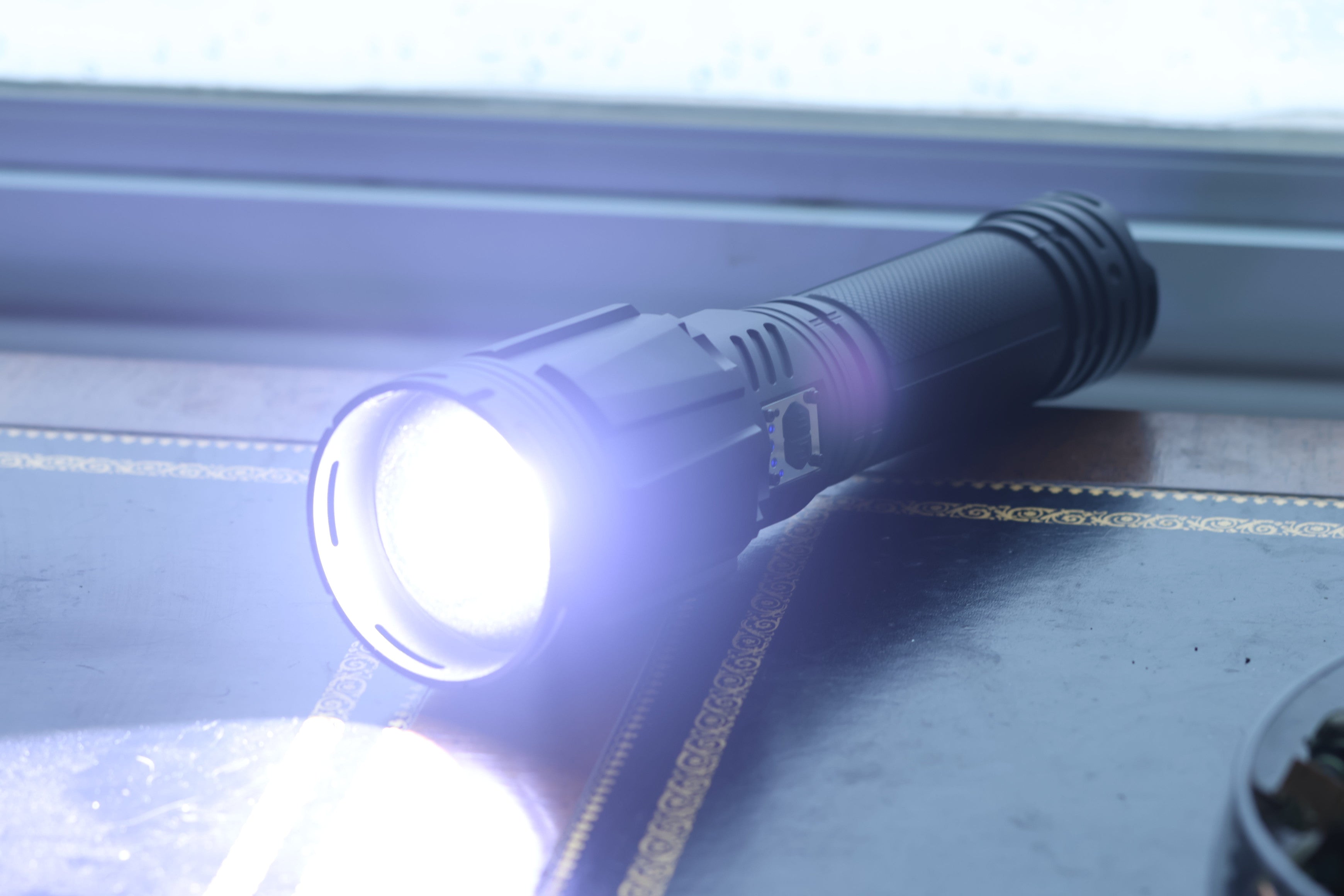 160W Flashlight "White Laser", 18,000 Lumens, USB-C (Tinker Tavern ...
