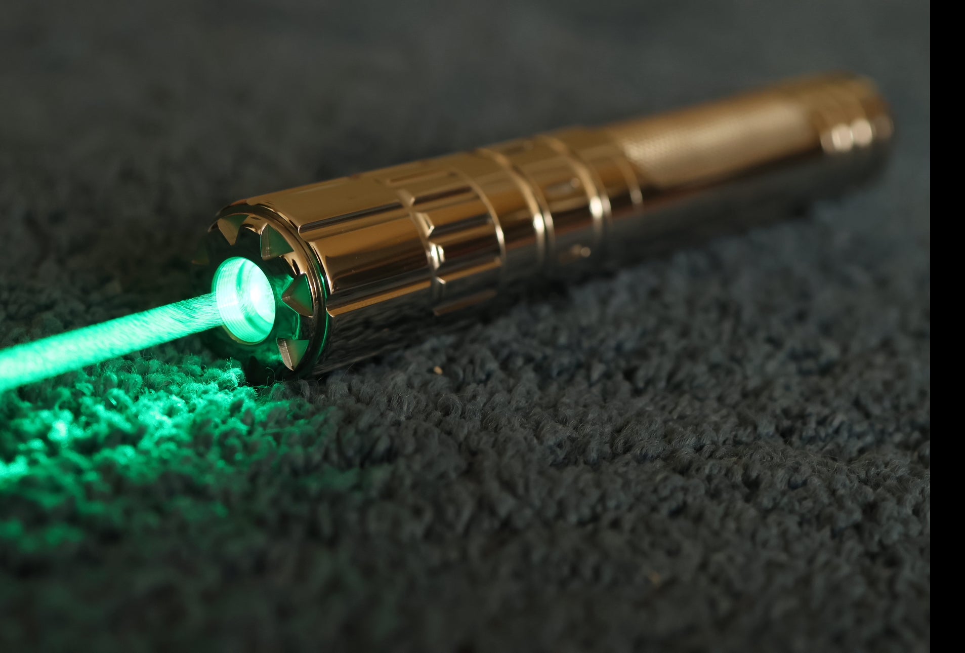 "Valkyrie" 505nm Laser Pointer, Mint Green (Tinker Tavern) – Tinker Lasers