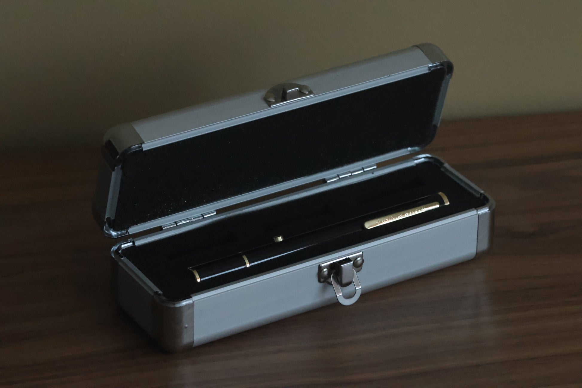 "Tinker Tavern" Metal Case – Tinker Lasers