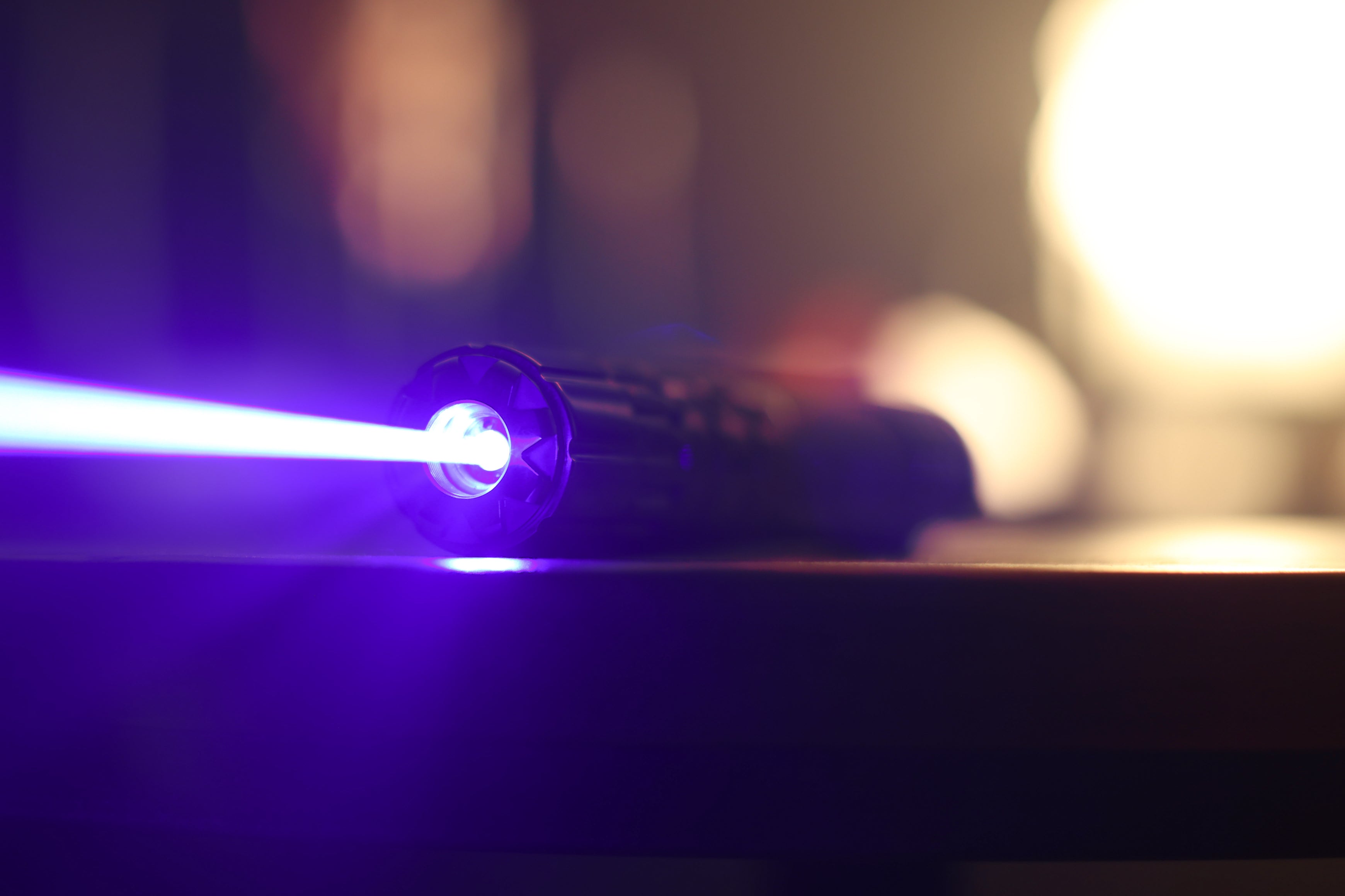 "Valkyrie" 425nm Laser Pointer, Indigo (Tinker Tavern) – Tinker Lasers